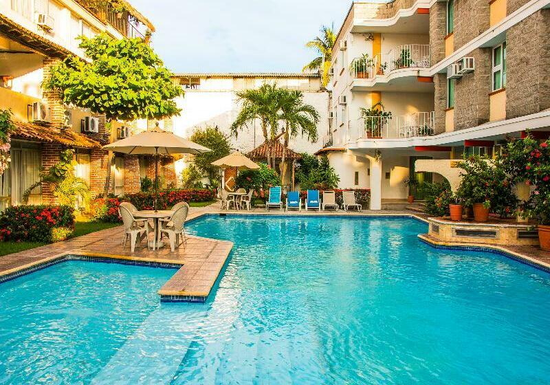 Hotel Vallarta Sol en Puerto Vallarta | Destinia