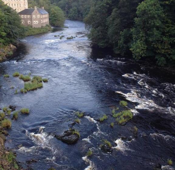 New Lanark Wee Row Hostel, Lanark: the best offers with Destinia
